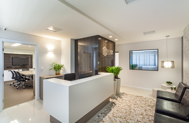 HEZ Empreendimentos Imobiliários - Moderne Foster